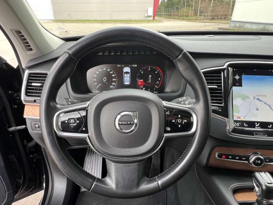 Melns Volvo XC90 2016 Kauņa, ar dzinēja tilpumu 1.97 L un nobraukumu 283 tūkst. km par 18400 €, foto 25 vietnē AUTOMOTO.COM.LV