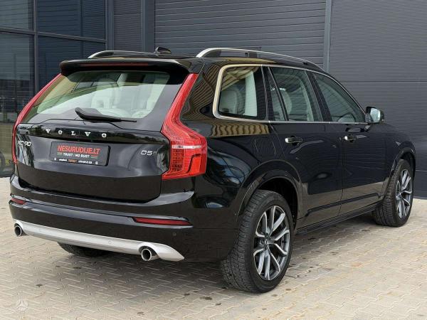 Black Volvo XC90 2016 in Vilnius, with an engine capacity of 1.97 L and mileage of 182 thousand km for 24499 €, photo 5 on AUTOMOTO.COM.LV