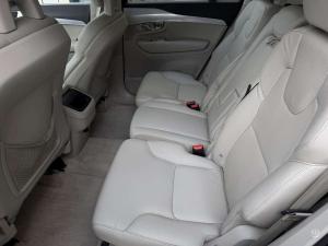 Black Volvo XC90 2016 in Vilnius, with an engine capacity of 1.97 L and mileage of 182 thousand km for 24499 €, photo 14 on AUTOMOTO.COM.LV