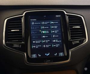 Melns Volvo XC90 2016 Marijampole, ar dzinēja tilpumu 1.97 L un nobraukumu 193 tūkst. km par 20850 €, foto 4 vietnē AUTOMOTO.COM.LV