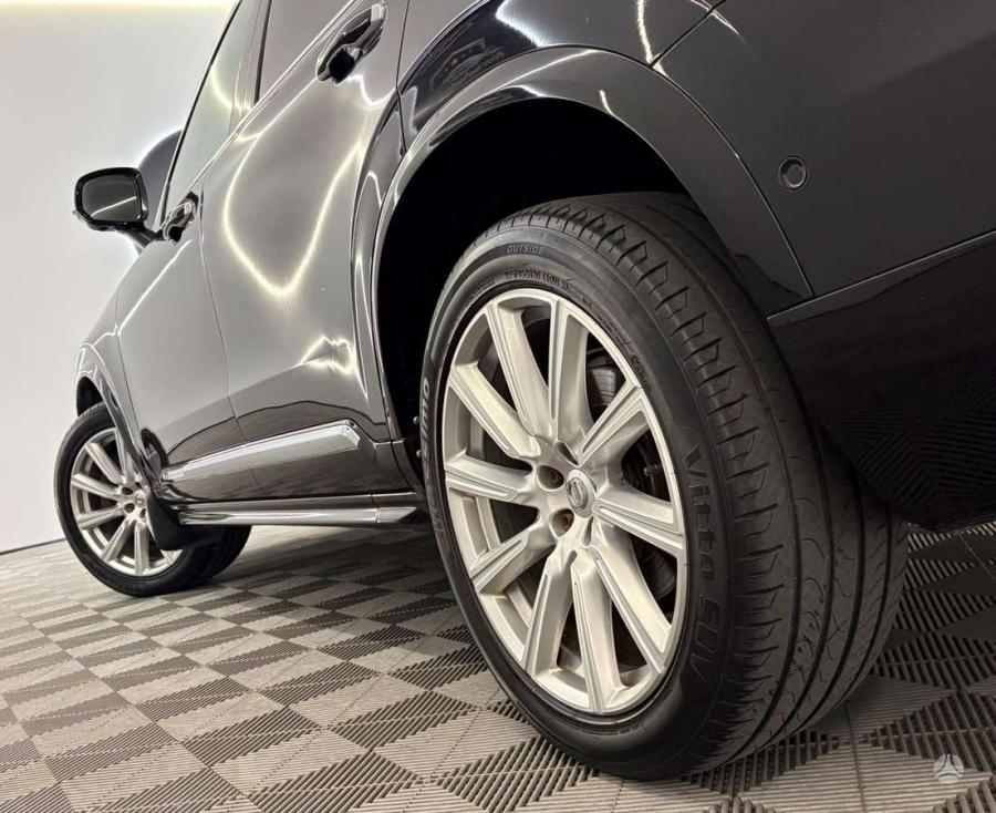 Melns Volvo XC90 2016 Marijampole, ar dzinēja tilpumu 1.97 L un nobraukumu 193 tūkst. km par 20850 €, foto 23 vietnē AUTOMOTO.COM.LV