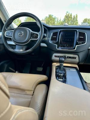 Melns Volvo XC90 2016 Rīga, ar dzinēja tilpumu 2.00 L un nobraukumu 221 tūkst. km par 17400 €, foto 12 vietnē AUTOMOTO.COM.LV