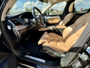 Melns Volvo XC90 2016 Rīga, ar dzinēja tilpumu 2.00 L un nobraukumu 221 tūkst. km par 17400 €, foto 17 vietnē AUTOMOTO.COM.LV
