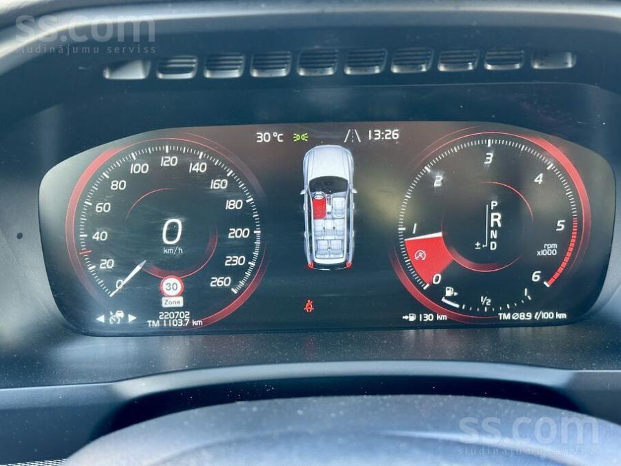 Melns Volvo XC90 2016 Rīga, ar dzinēja tilpumu 2.00 L un nobraukumu 221 tūkst. km par 17400 €, foto 38 vietnē AUTOMOTO.COM.LV