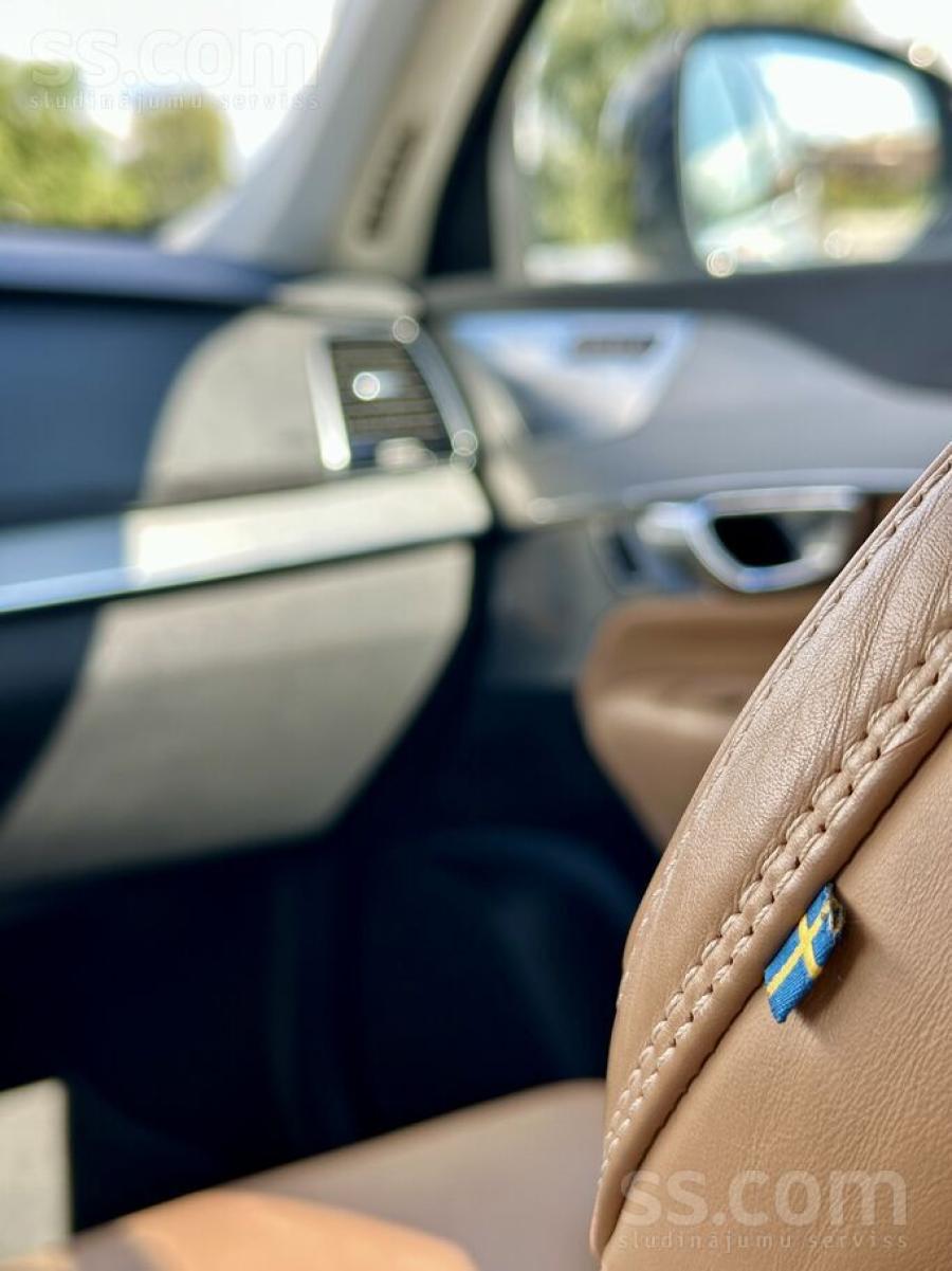 Melns Volvo XC90 2016 Rīga, ar dzinēja tilpumu 2.00 L un nobraukumu 221 tūkst. km par 17400 €, foto 40 vietnē AUTOMOTO.COM.LV