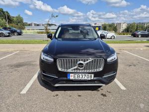 Melns Volvo XC90 2016 Viļņa, ar dzinēja tilpumu 1.97 L un nobraukumu 295 tūkst. km par 20900 €, foto 9 vietnē AUTOMOTO.COM.LV