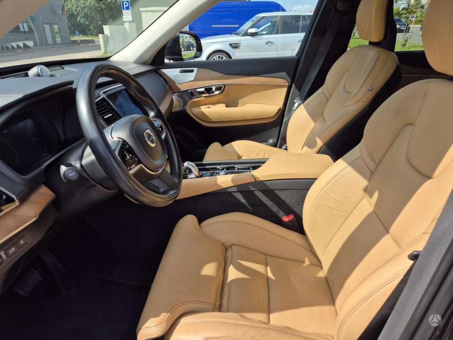 Melns Volvo XC90 2016 Viļņa, ar dzinēja tilpumu 1.97 L un nobraukumu 295 tūkst. km par 20900 €, foto 18 vietnē AUTOMOTO.COM.LV