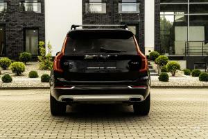 Black Volvo XC90 2016 in Ukmerge, with an engine capacity of 1.97 L and mileage of 203 thousand km for 17800 €, photo 7 on AUTOMOTO.COM.LV