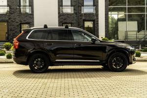 Black Volvo XC90 2016 in Ukmerge, with an engine capacity of 1.97 L and mileage of 203 thousand km for 17800 €, photo 9 on AUTOMOTO.COM.LV