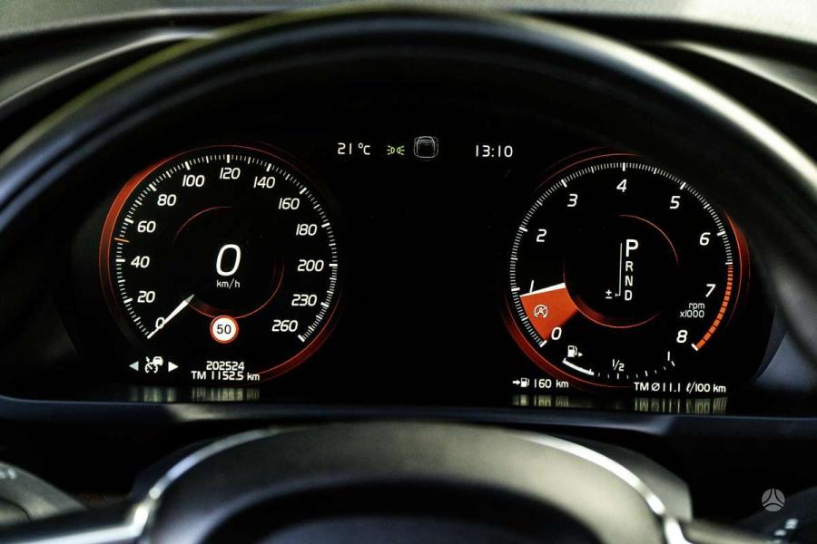 Black Volvo XC90 2016 in Ukmerge, with an engine capacity of 1.97 L and mileage of 203 thousand km for 17800 €, photo 30 on AUTOMOTO.COM.LV