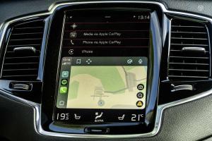 Black Volvo XC90 2016 in Ukmerge, with an engine capacity of 1.97 L and mileage of 203 thousand km for 17800 €, photo 35 on AUTOMOTO.COM.LV