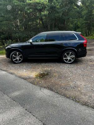 Black Volvo XC90 2016 in Klaipeda, with an engine capacity of 2.00 L and mileage of 247 thousand km for 17000 €, photo 8 on AUTOMOTO.COM.LV
