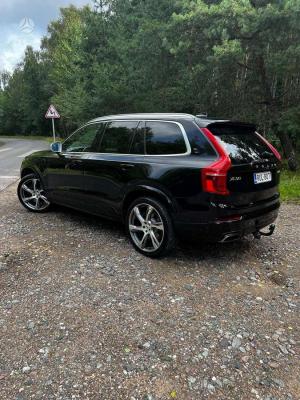 Black Volvo XC90 2016 in Klaipeda, with an engine capacity of 2.00 L and mileage of 247 thousand km for 17000 €, photo 9 on AUTOMOTO.COM.LV
