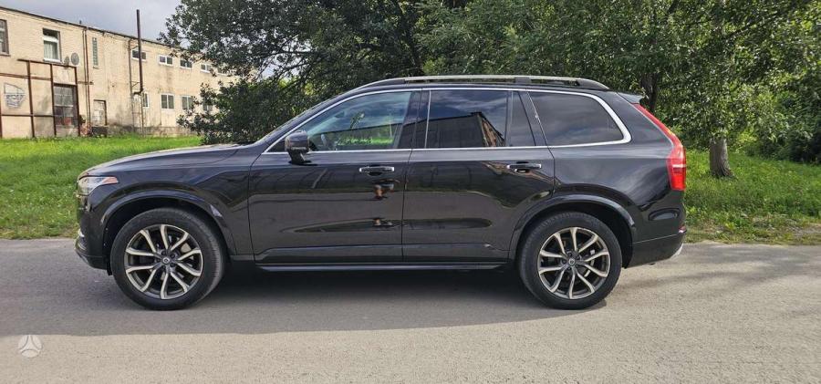 Black Volvo XC90 2016 in Klaipeda, with an engine capacity of 1.97 L and mileage of 240 thousand km for 16500 €, photo 9 on AUTOMOTO.COM.LV
