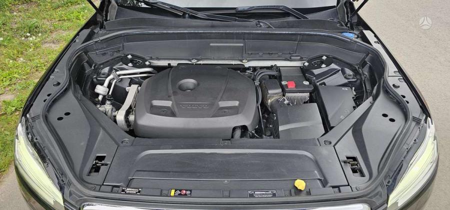 Black Volvo XC90 2016 in Klaipeda, with an engine capacity of 1.97 L and mileage of 240 thousand km for 16500 €, photo 10 on AUTOMOTO.COM.LV