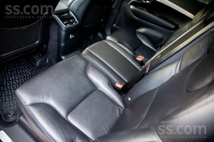 Melns Volvo XC90 2016 Rīga, ar dzinēja tilpumu 2.00 L un nobraukumu 277 tūkst. km par 17900 €, foto 12 vietnē AUTOMOTO.COM.LV