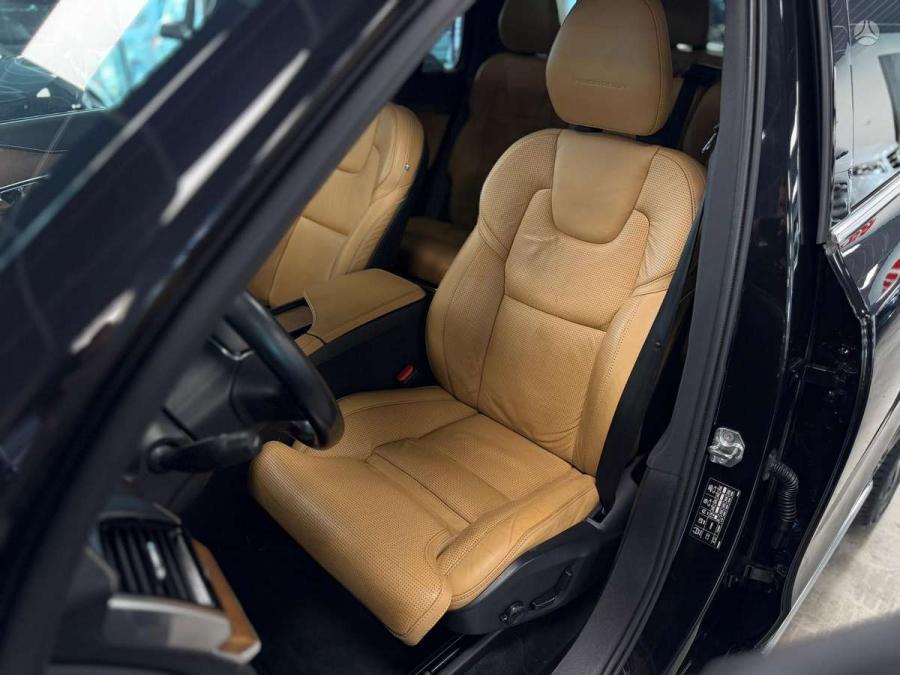 Melns Volvo XC90 2016 Klaipėda, ar dzinēja tilpumu 1.97 L un nobraukumu 253 tūkst. km par 20900 €, foto 8 vietnē AUTOMOTO.COM.LV