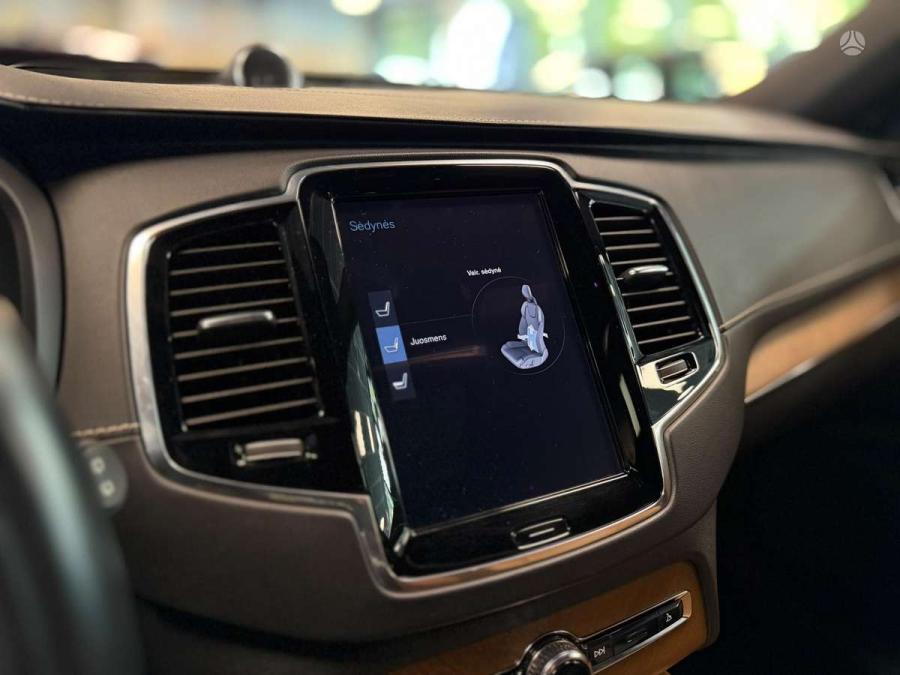 Melns Volvo XC90 2016 Klaipėda, ar dzinēja tilpumu 1.97 L un nobraukumu 253 tūkst. km par 20900 €, foto 34 vietnē AUTOMOTO.COM.LV