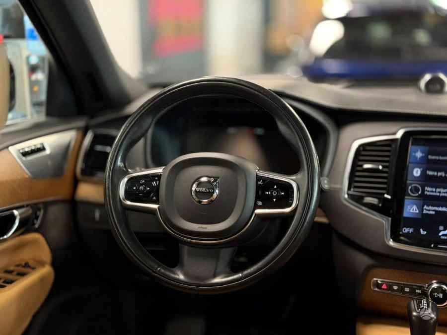 Melns Volvo XC90 2016 Klaipėda, ar dzinēja tilpumu 1.97 L un nobraukumu 253 tūkst. km par 20900 €, foto 39 vietnē AUTOMOTO.COM.LV