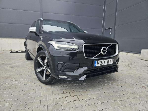 Black Volvo XC90 2016 in Siauliai, with an engine capacity of 1.97 L and mileage of 179 thousand km for 25000 €, photo 5 on AUTOMOTO.COM.LV