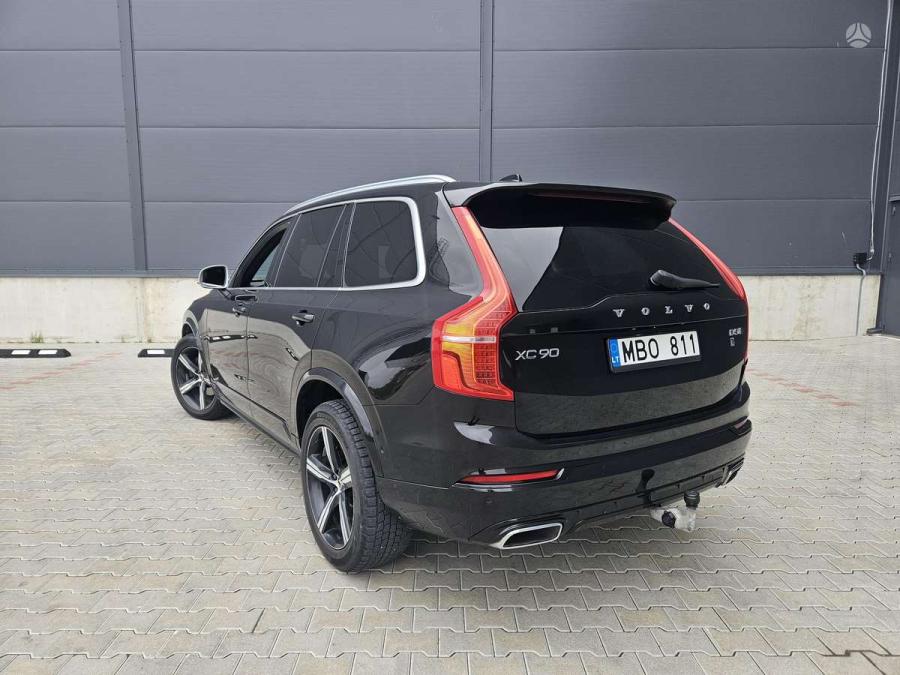 Melns Volvo XC90 2016 Šauļi, ar dzinēja tilpumu 1.97 L un nobraukumu 179 tūkst. km par 25000 €, foto 13 vietnē AUTOMOTO.COM.LV