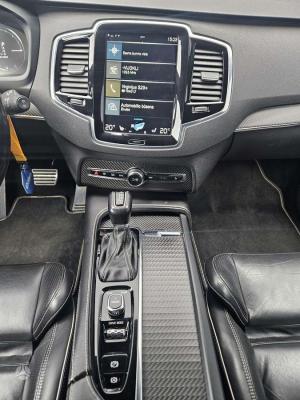 Melns Volvo XC90 2016 Šauļi, ar dzinēja tilpumu 1.97 L un nobraukumu 179 tūkst. km par 25000 €, foto 20 vietnē AUTOMOTO.COM.LV