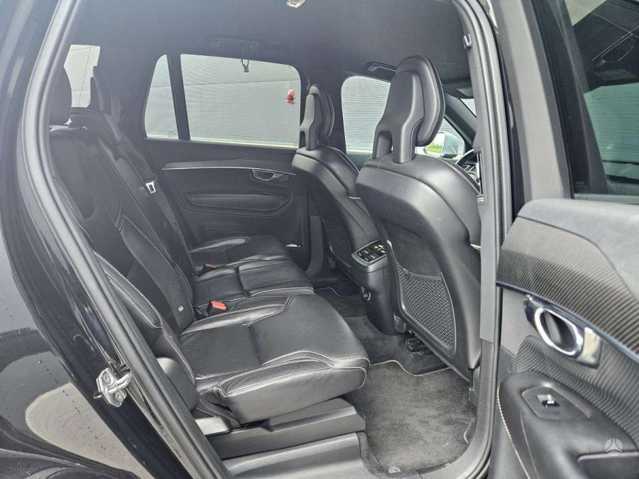 Melns Volvo XC90 2016 Šauļi, ar dzinēja tilpumu 1.97 L un nobraukumu 179 tūkst. km par 25000 €, foto 25 vietnē AUTOMOTO.COM.LV