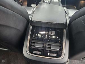 Melns Volvo XC90 2016 Šauļi, ar dzinēja tilpumu 1.97 L un nobraukumu 179 tūkst. km par 25000 €, foto 26 vietnē AUTOMOTO.COM.LV