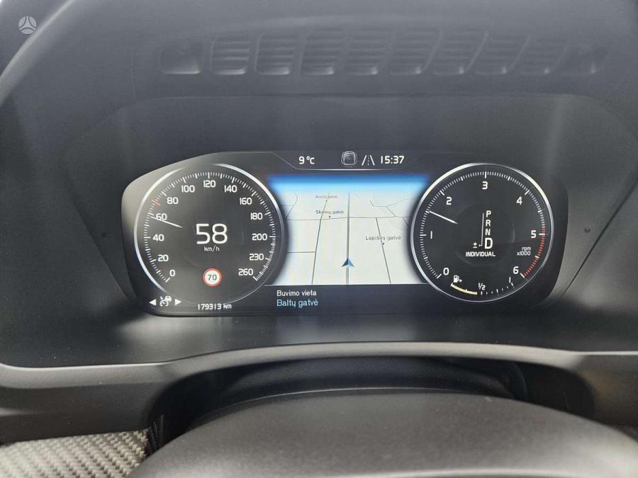 Melns Volvo XC90 2016 Šauļi, ar dzinēja tilpumu 1.97 L un nobraukumu 179 tūkst. km par 25000 €, foto 28 vietnē AUTOMOTO.COM.LV