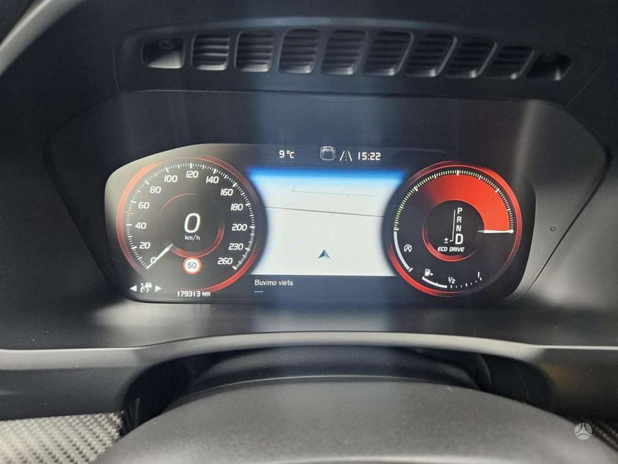 Melns Volvo XC90 2016 Šauļi, ar dzinēja tilpumu 1.97 L un nobraukumu 179 tūkst. km par 25000 €, foto 29 vietnē AUTOMOTO.COM.LV