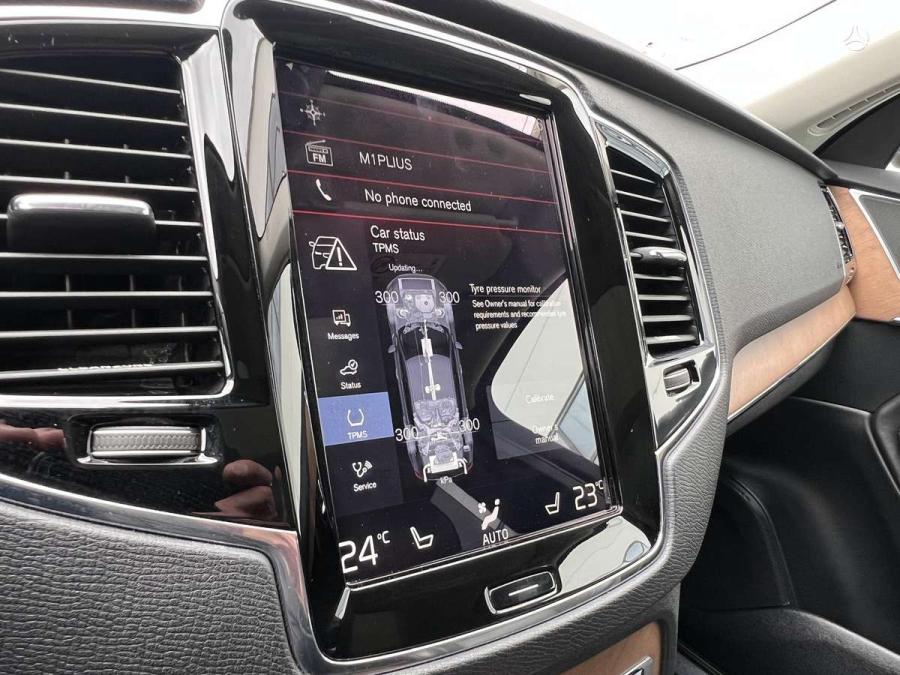 Melns Volvo XC90 2016 Kauņa, ar dzinēja tilpumu 1.97 L un nobraukumu 283 tūkst. km par 18200 €, foto 32 vietnē AUTOMOTO.COM.LV