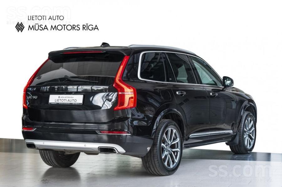 Black Volvo XC90 2016 in Riga, with an engine capacity of 2.00 L and mileage of 250 thousand km for 18500 €, photo 3 on AUTOMOTO.COM.LV