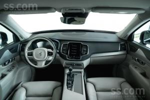 Black Volvo XC90 2016 in Riga, with an engine capacity of 2.00 L and mileage of 250 thousand km for 18500 €, photo 5 on AUTOMOTO.COM.LV