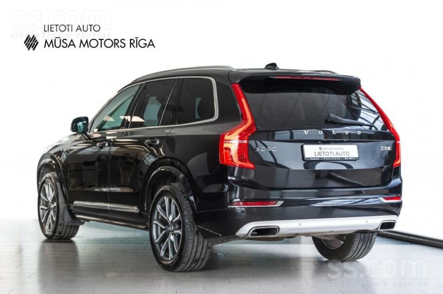Black Volvo XC90 2016 in Riga, with an engine capacity of 2.00 L and mileage of 250 thousand km for 18500 €, photo 9 on AUTOMOTO.COM.LV