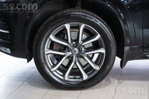 Black Volvo XC90 2016 in Riga, with an engine capacity of 2.00 L and mileage of 250 thousand km for 18500 €, photo 11 on AUTOMOTO.COM.LV