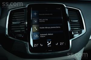 Black Volvo XC90 2016 in Riga, with an engine capacity of 2.00 L and mileage of 250 thousand km for 18500 €, photo 17 on AUTOMOTO.COM.LV