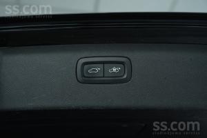 Black Volvo XC90 2016 in Riga, with an engine capacity of 2.00 L and mileage of 250 thousand km for 18500 €, photo 26 on AUTOMOTO.COM.LV