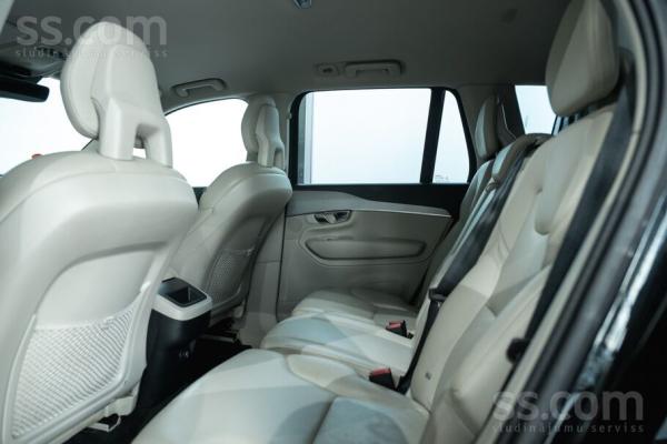 Volvo XC90 2016 Rīga vietnē Melns Volvo XC90 2016 Rīga, ar dzinēja tilpumu 2.00 L un nobraukumu 250 tūkst. km par 18500 €, foto 7 vietnē AUTOMOTO.COM.LV