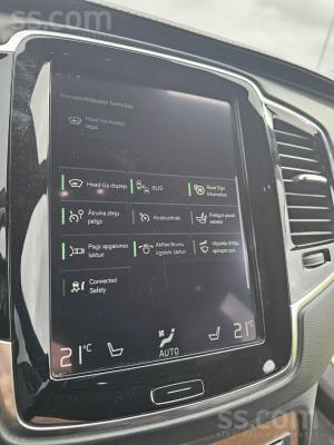 Black Volvo XC90 2016 in Riga, with an engine capacity of 2.00 L and mileage of 368 thousand km for 24500 €, photo 14 on AUTOMOTO.COM.LV