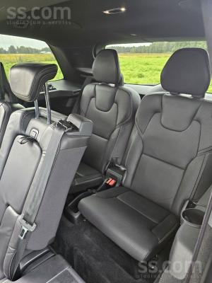 Black Volvo XC90 2016 in Riga, with an engine capacity of 2.00 L and mileage of 368 thousand km for 24500 €, photo 28 on AUTOMOTO.COM.LV
