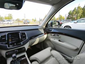 Melns Volvo XC90 2016 Tartu, ar dzinēja tilpumu 2.00 L un nobraukumu 125 tūkst. km par 25990 €, foto 8 vietnē AUTOMOTO.COM.LV