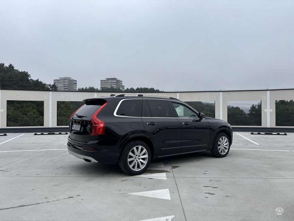 Melns Volvo XC90 2016 Viļņa, ar dzinēja tilpumu 1.97 L un nobraukumu 326 tūkst. km par 14000 €, foto 6 vietnē AUTOMOTO.COM.LV
