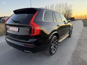 Black Volvo XC90 2017 in Sakiai, with an engine capacity of 1.97 L and mileage of 222 thousand km for 22444 €, photo 6 on AUTOMOTO.COM.LV