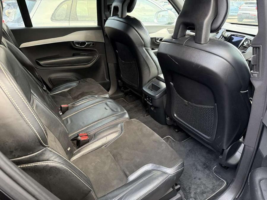 Melns Volvo XC90 2017 Šauļi, ar dzinēja tilpumu 1.97 L un nobraukumu 260 tūkst. km par 10500 €, foto 11 vietnē AUTOMOTO.COM.LV