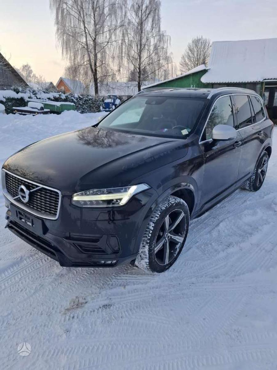 Black Volvo XC90 2017 in Birstonas, with an engine capacity of 2.00 L and mileage of 261 thousand km for 12500 €, photo 12 on AUTOMOTO.COM.LV