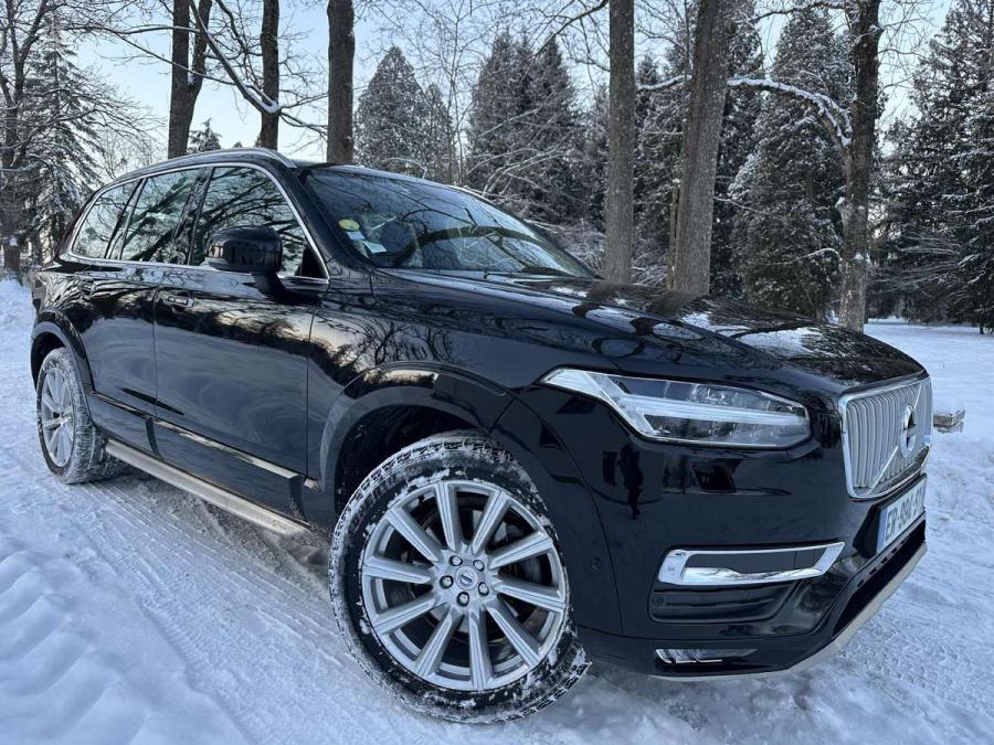Black Volvo XC90 2017 in Kaunas, with an engine capacity of 1.97 L and mileage of 220 thousand km for 23900 €, photo 2 on AUTOMOTO.COM.LV