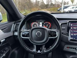 Black Volvo XC90 2017 in Kaunas, with an engine capacity of 2.00 L and mileage of 210 thousand km for 21550 €, photo 17 on AUTOMOTO.COM.LV