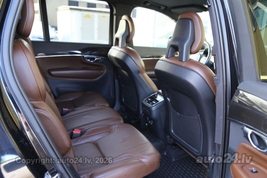 Black Volvo XC90 2017 in Tallinn, with an engine capacity of 2.00 L and mileage of 141 thousand km for 26990 €, photo 12 on AUTOMOTO.COM.LV