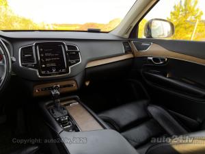 Black Volvo XC90 2017 in Tartu, with an engine capacity of 2.00 L and mileage of 204 thousand km for 25000 €, photo 8 on AUTOMOTO.COM.LV