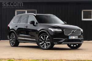 Black Volvo XC90 2017 in Jelgava, with an engine capacity of 2.00 L and mileage of 257 thousand km for 28900 €, photo 3 on AUTOMOTO.COM.LV